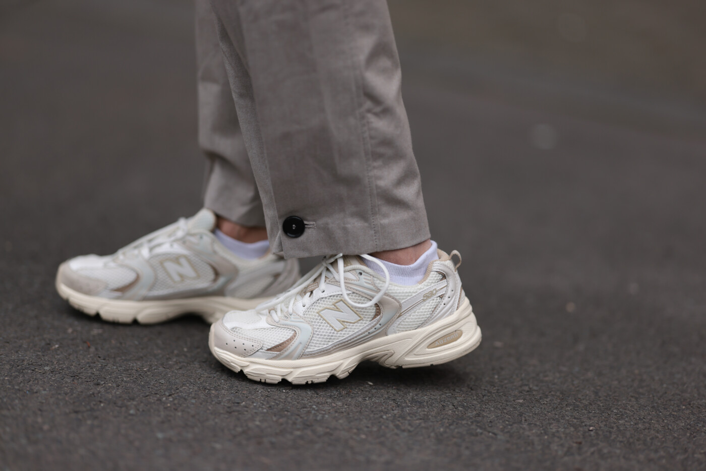 New Balance 530: stylische Looks der It-Girls